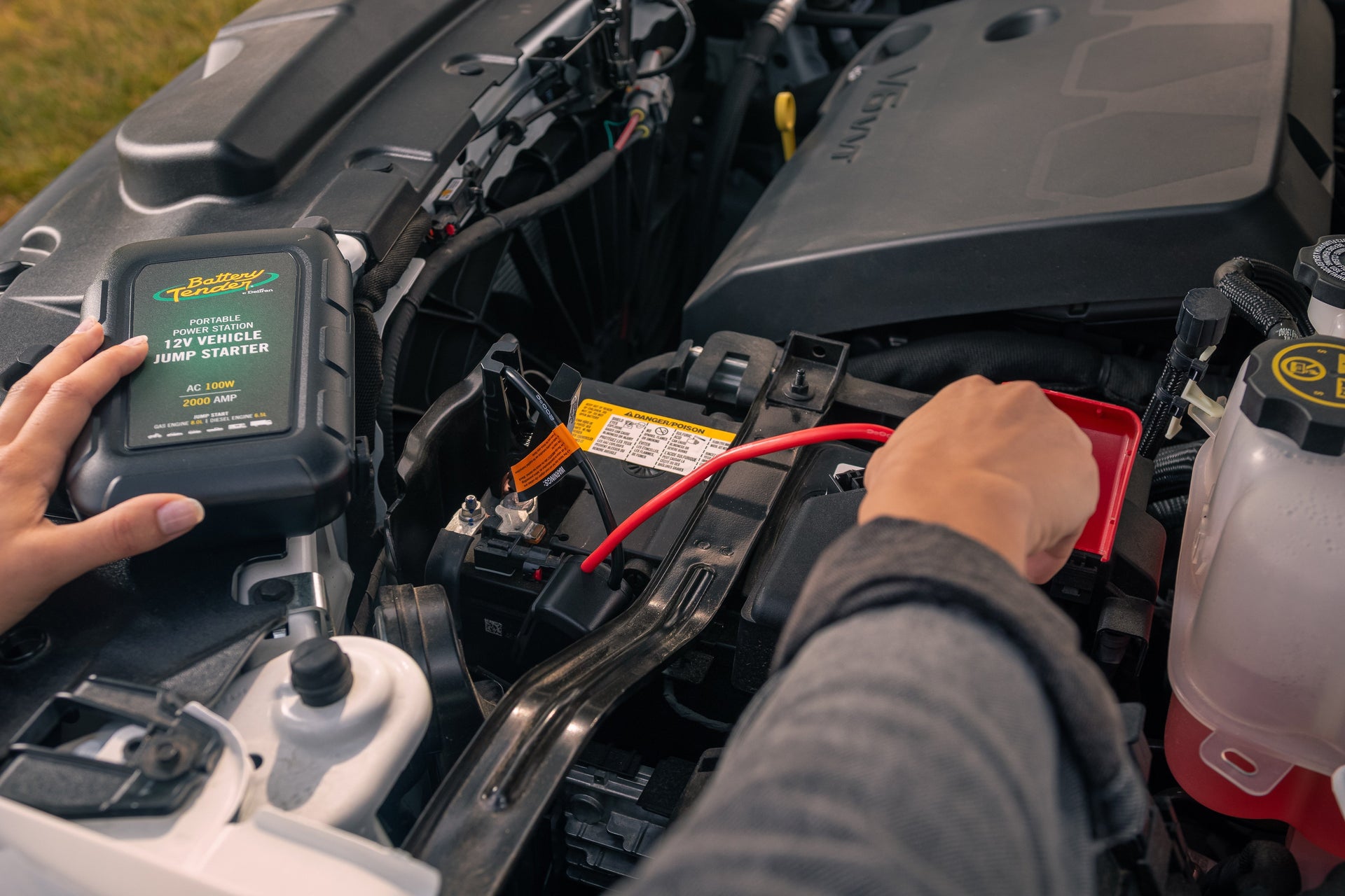 How Many Amps to Jump Start a Car: Your Essential Guide - CarXplorer
