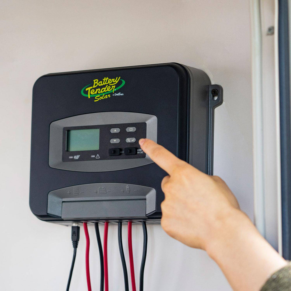 30 AMP, 24V/12V MPPT Solar Charge Controll | Battery Tender®